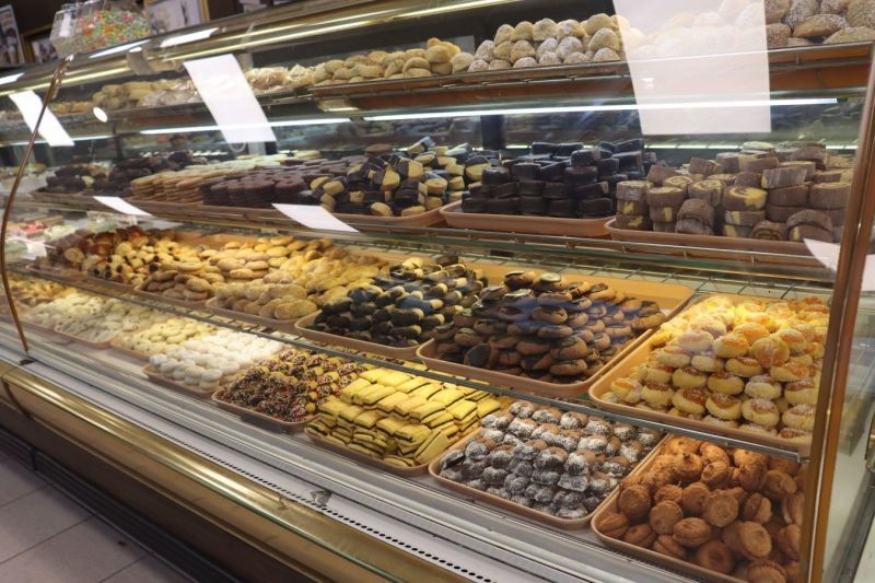 Sarkis Pastry | Visit Pasadena