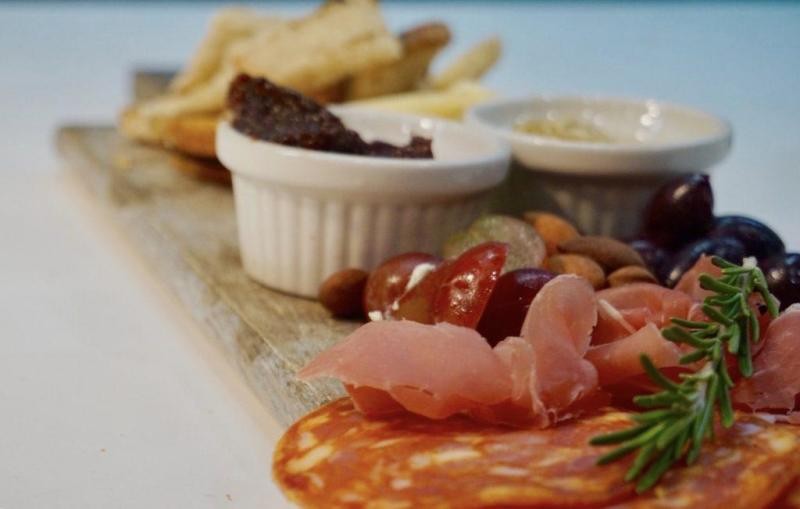 Foothill Restaurant | Visit Pasadena