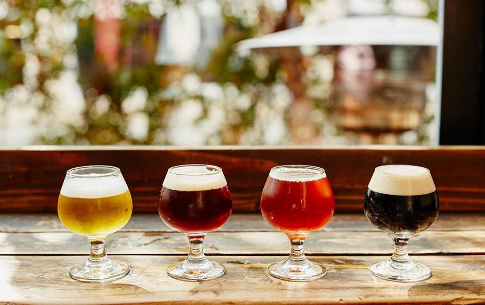 10 Best Sports Bars in Pasadena | Visit Pasadena