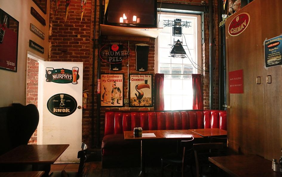 10 Best Sports Bars in Pasadena | Visit Pasadena