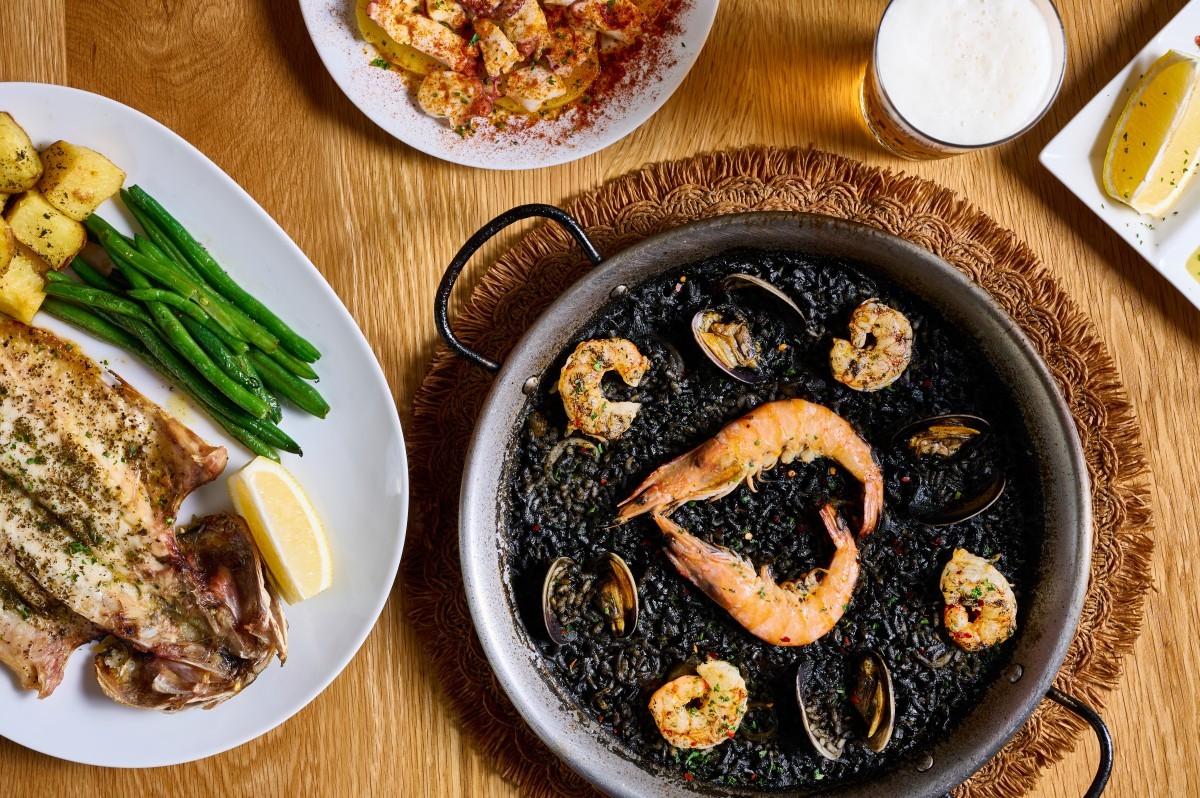 Dos Besos | Visit Pasadena